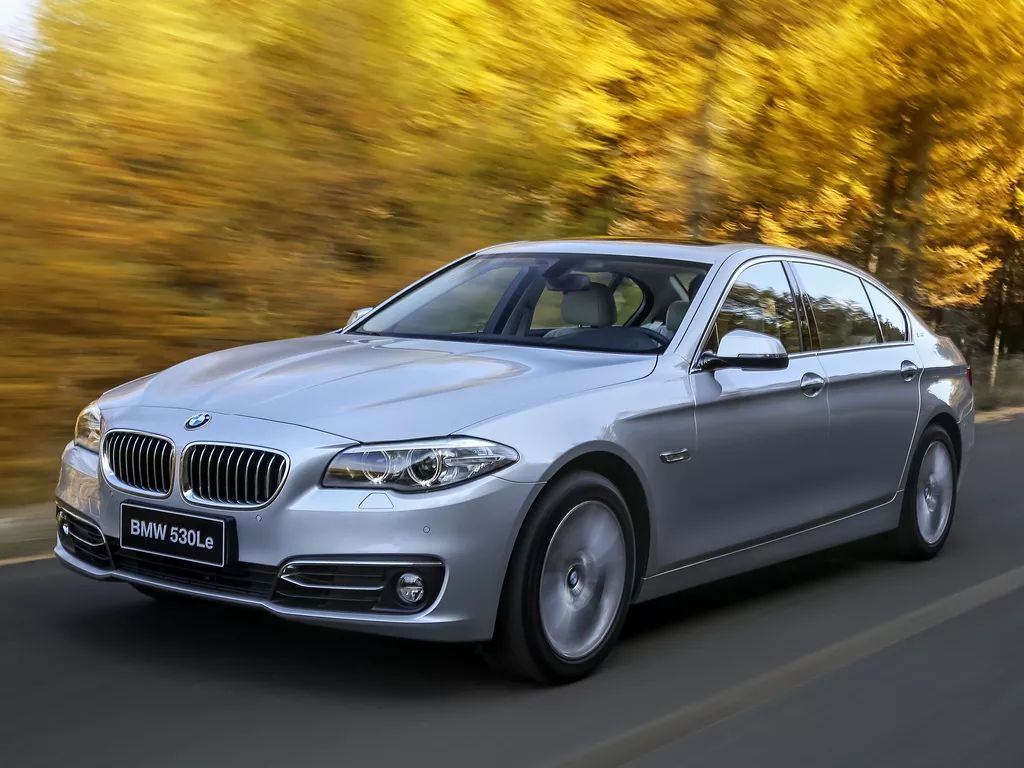 华晨宝马2019款530Le和沃尔沃S90 T8 PHEV如何选择__凤凰网