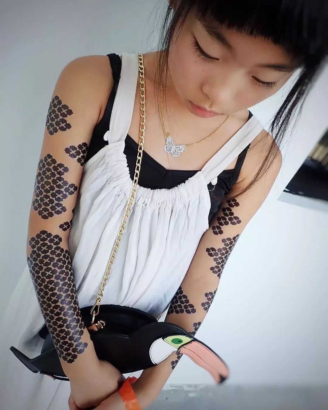 Noko Nishigaki | 你想文身吗？10岁小女孩给你文的那种。_凤凰网