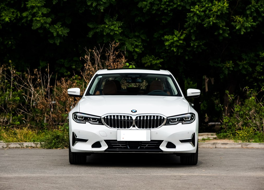 35万预算，新款宝马325Li首发版与奔驰C260L运动版怎么选择？__凤凰网