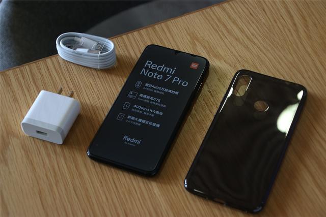 红米Note7 Pro只卖1599真流劈！五大升级号称“性价比之王”__凤凰网