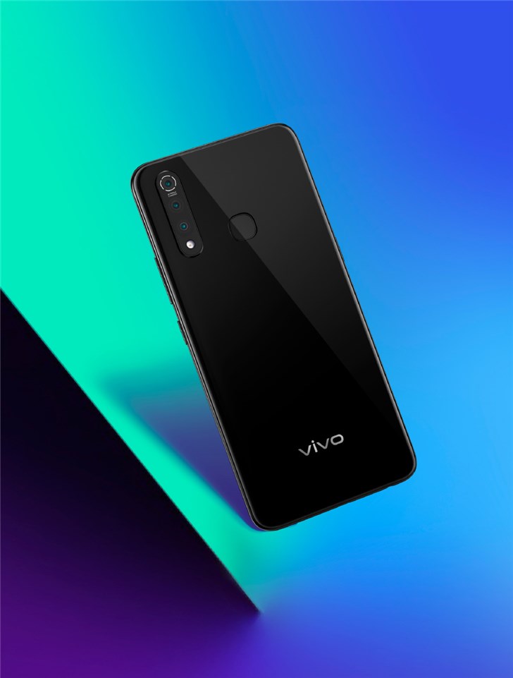 vivo Z5x官方渲染图曝光：打孔屏，后置三摄__凤凰网