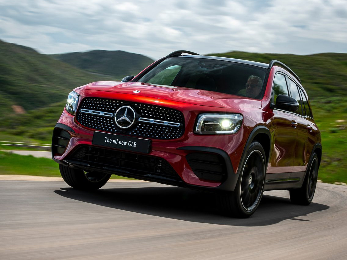 最便宜的7座豪华SUV——奔驰GLB！1.3T发动机难当“重”任？__凤凰网