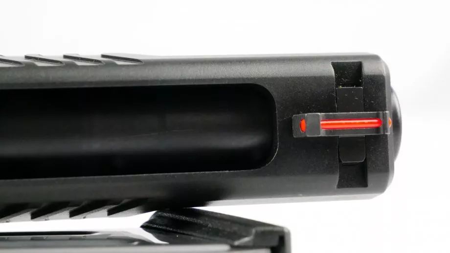 “最佳毫米口径”手枪出炉：斯普林菲尔德公司推出XDm-10型10mm半自动手枪__凤凰网