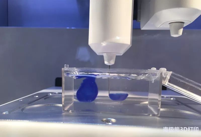 国产专业级桌面生物3D打印机BioMaker来了，技术源自清华大学__凤凰网