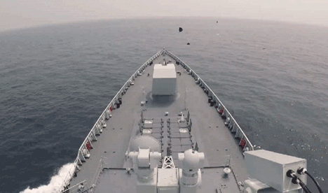 中国海军“过气网红”开始配新武器，052B变成什么样子来融入大家庭？_凤凰网军事_凤凰网