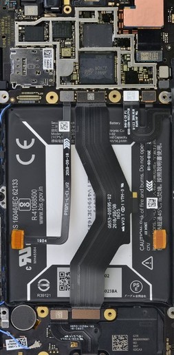 Pixel 3a拆解：没有无线充电 也不防水 但更好修理！_凤凰网