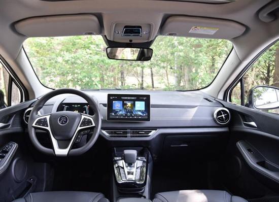 配置升级 比亚迪新款元EV360将7月27日上市__凤凰网