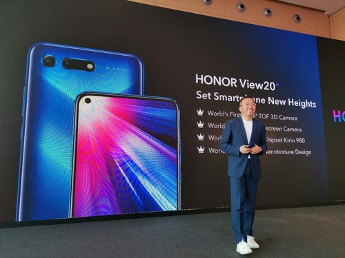 荣耀V20亮相MWC 魅眼全视屏/TOF镜头引领行业趋势_凤凰网