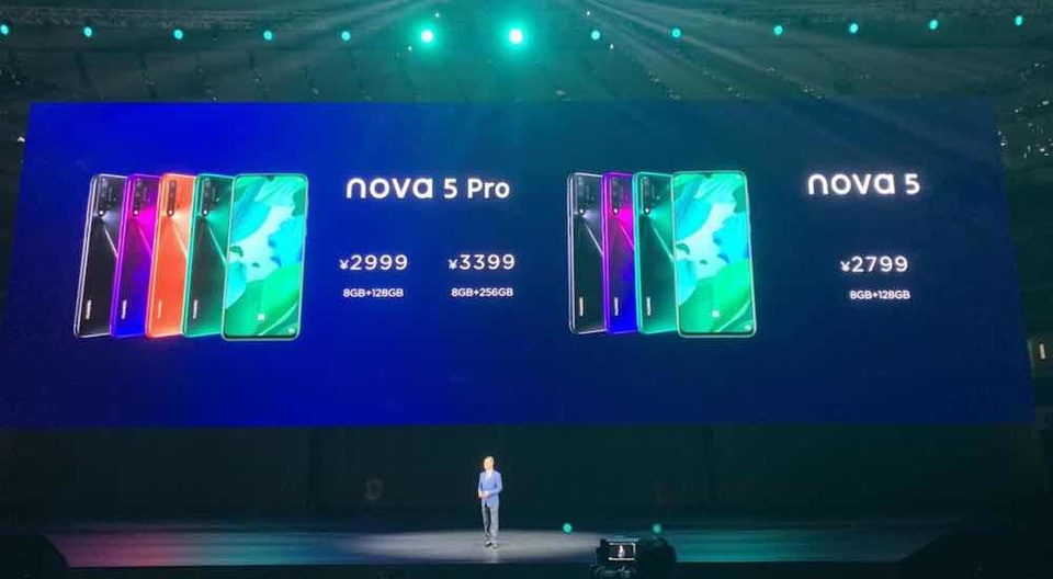 2799元起 潮流自拍手机华为nova5系列正式发布__凤凰网