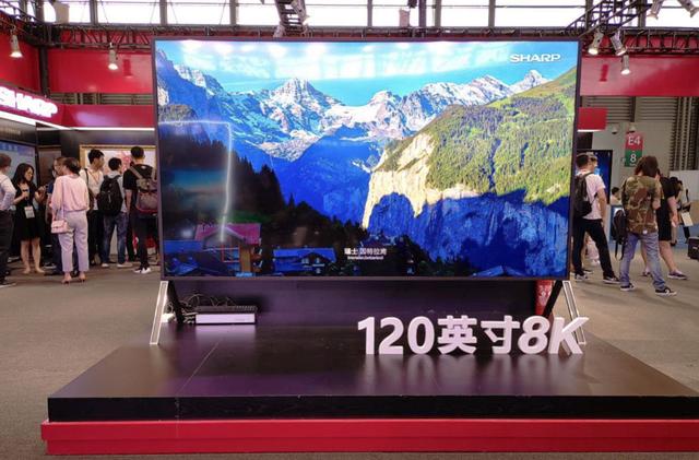 全球首台120英寸8K电视惊艳亮相夏普UDE2019展台__凤凰网