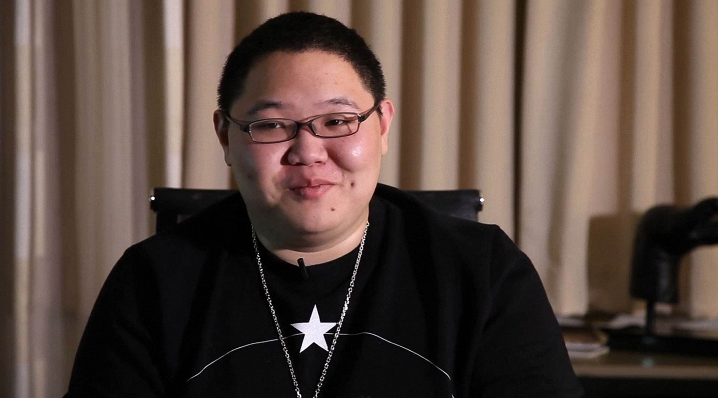 PDD直播评价IG全员皮肤：宁签名是假的，Baolan选它会大卖__凤凰网