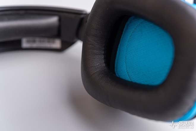 罗技G431/G331耳机试玩：草根玩家的逆袭装备__凤凰网