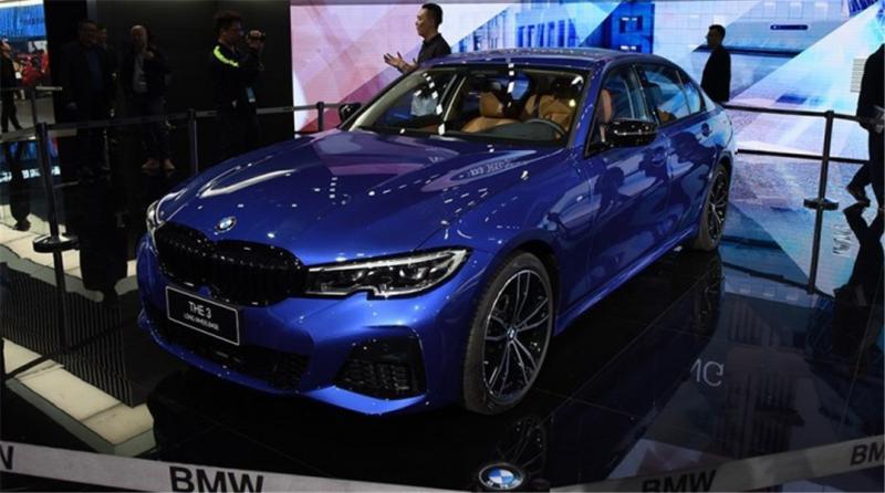 奥迪a4L,宝马3系L和雷克萨斯es200哪个好？__凤凰网