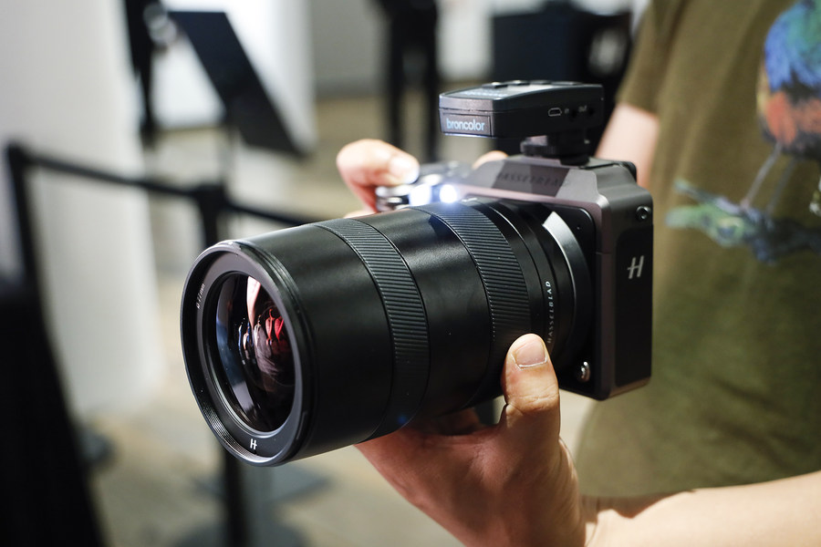 除了更便宜还有什么？5000万像素哈苏X1D II 50C上手体验__凤凰网