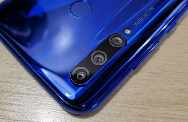 重新定义性价比！荣耀10i：32MP+麒麟710，价格感人！__凤凰网