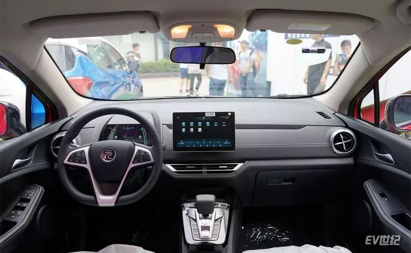 全新内饰+旋转大屏，新款元EV360上市售10.58-10.98万元__凤凰网