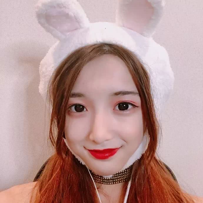 抖音网红Abbily整容被狂喷？本人居然这样回应_凤凰网