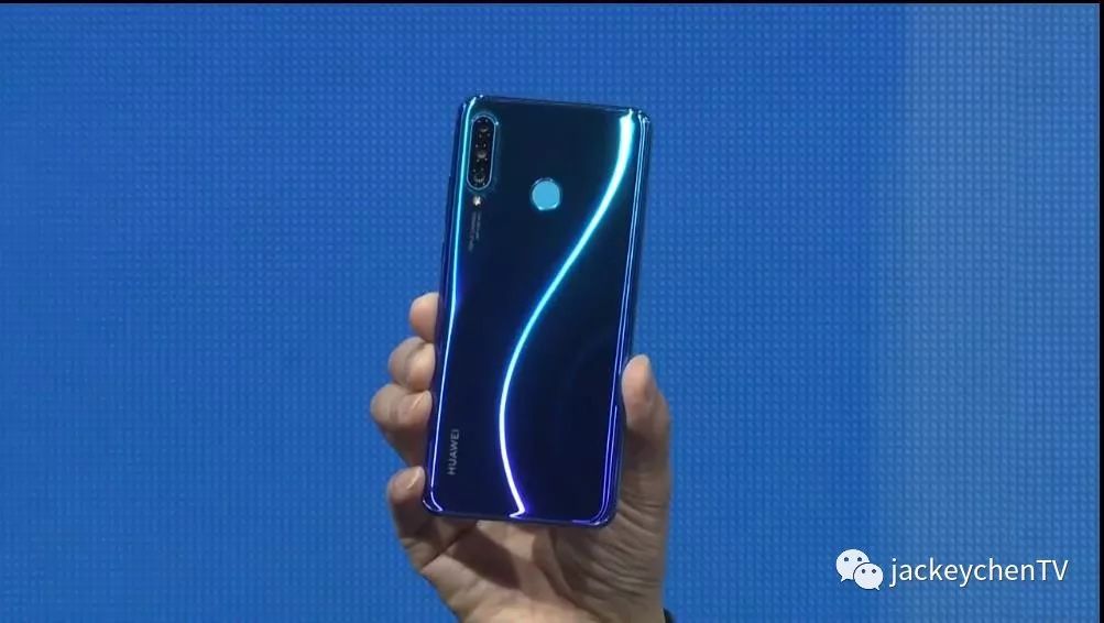 华为nova 4e今天正式发布，3200万前置摄像头，主打美颜自拍。__凤凰网