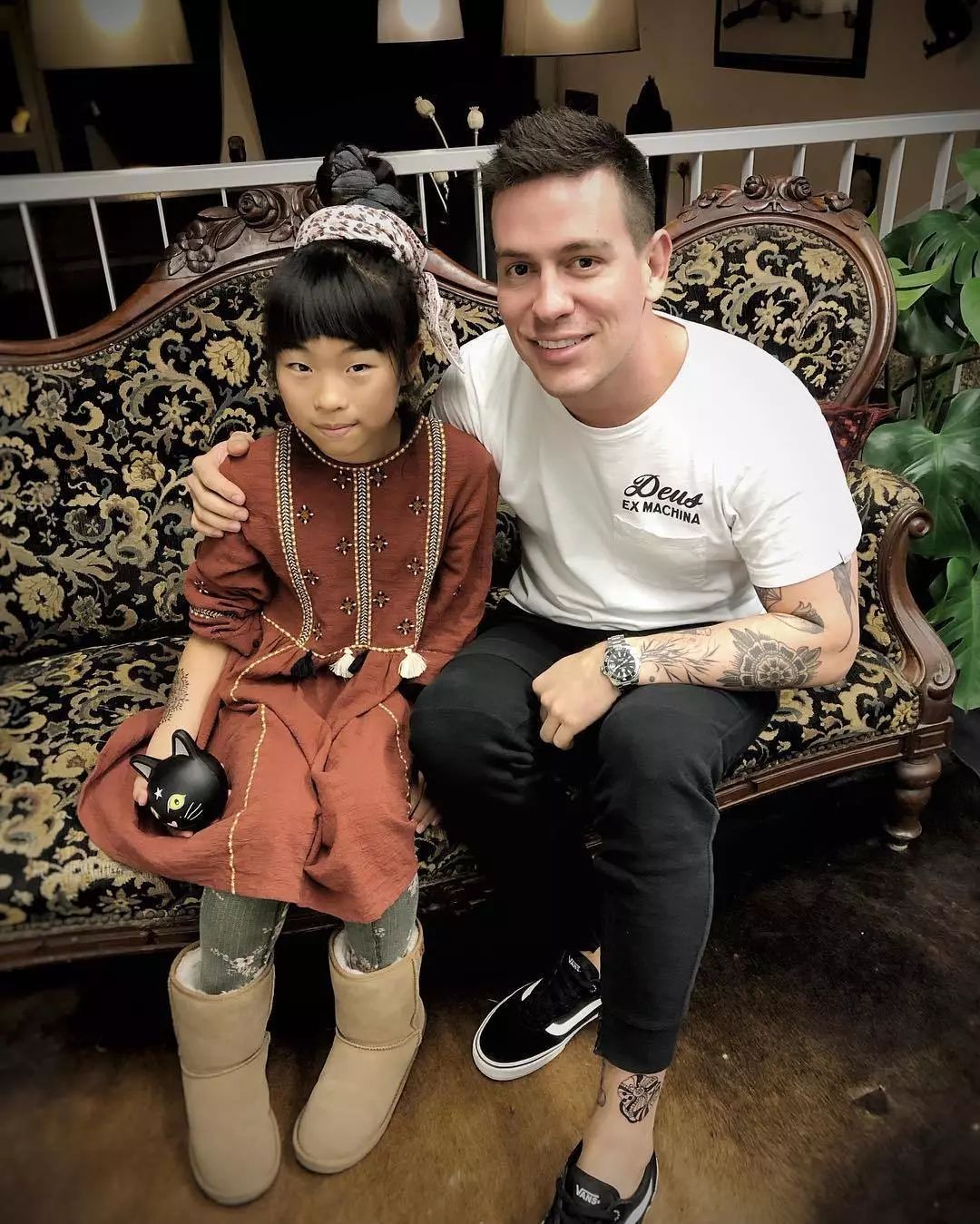 Noko Nishigaki | 你想文身吗？10岁小女孩给你文的那种。_凤凰网