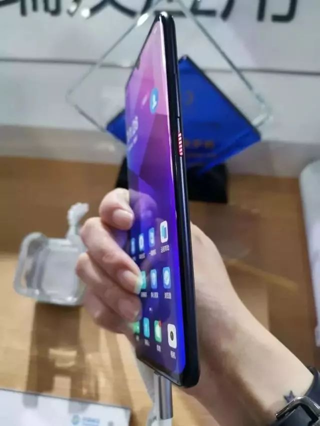 中国移动首款自主品牌5G手机面世，搭载骁龙855__凤凰网