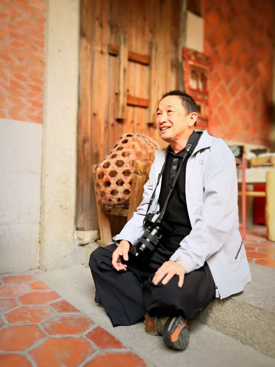 新加坡摄影家：回泉州，剃个八块钱的头！| 与张美寅话仙__凤凰网