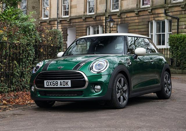 MINI 60周年纪念版上市 买它的真是人傻钱多？_凤凰网汽车_凤凰网