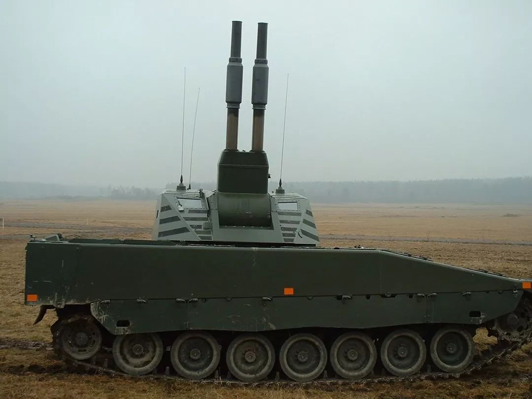 PLL-05迫榴炮的未来也许就没有什么双管迫榴_凤凰网