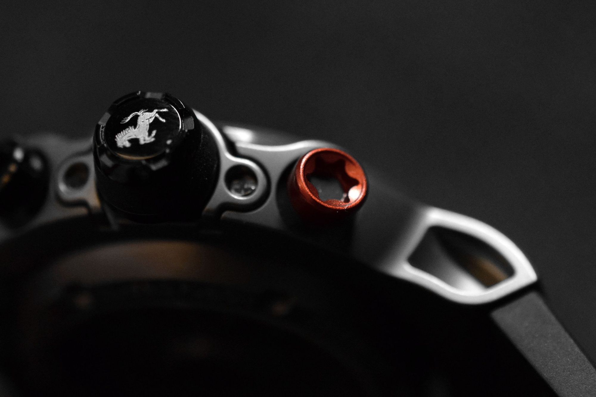 宇舶与法拉利联合款Ferrari GT腕表__凤凰网