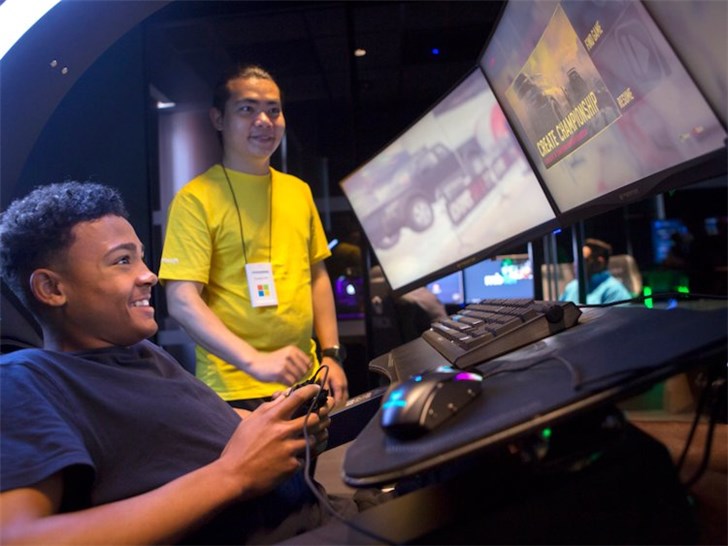 微软开设欧洲首家旗舰店：玩家可驾驶迈凯轮超跑玩Xbox游戏__凤凰网