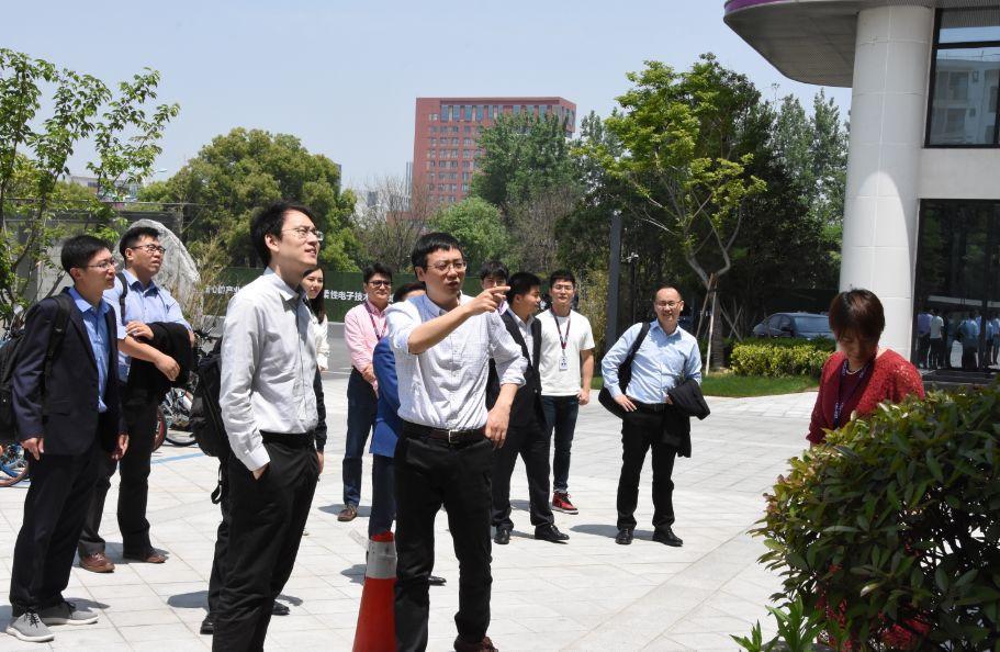 强强联手！京东方和柔电中心达成战略合作框架，推进柔性电子产业协同发展__凤凰网