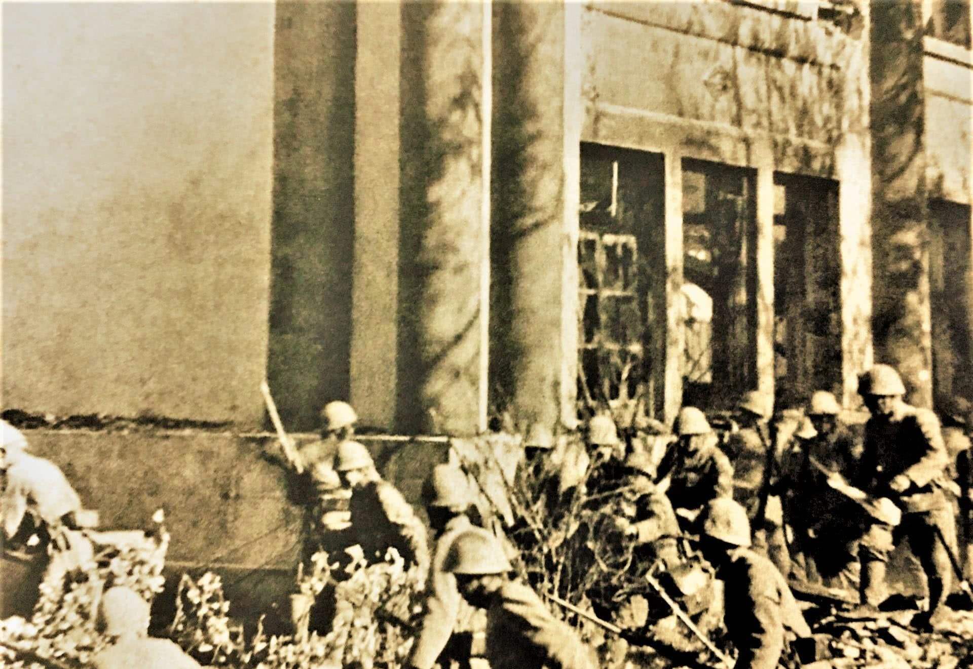 淞沪会战有多惨烈？中央军一天打光一个师，桂系六个师全军覆没__凤凰网