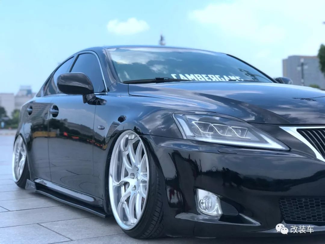 雷克萨斯IS300被车主武装到牙齿，拥有它就连超跑都失宠了！_凤凰网汽车_凤凰网