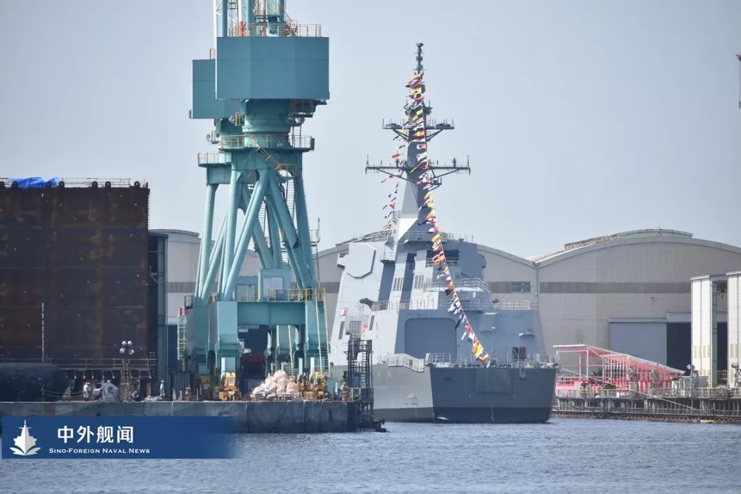 日本海自“羽黑”号万吨防空大驱下水_凤凰网军事_凤凰网