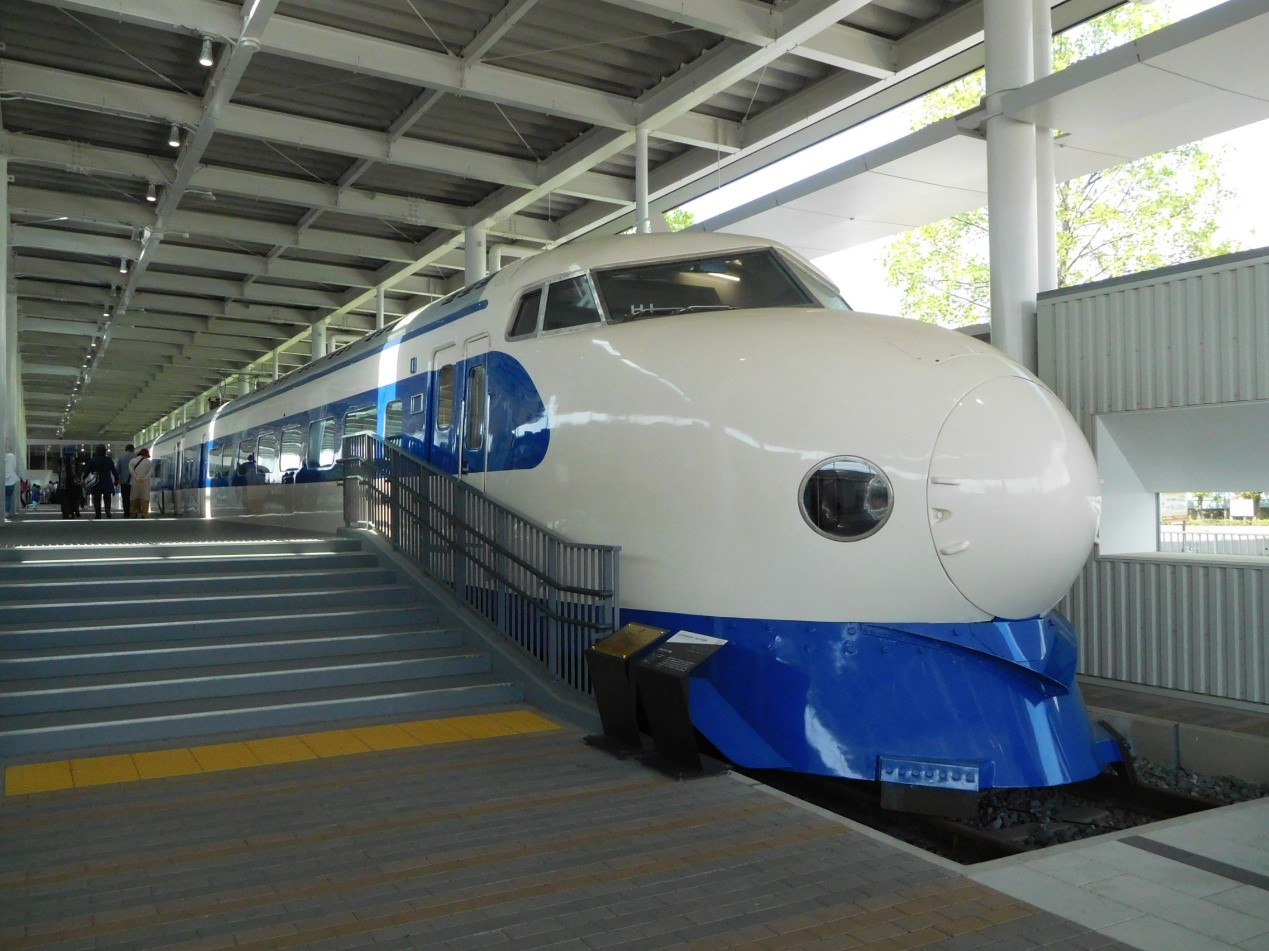 从世界最快列车了解日本新干线的历史__凤凰网