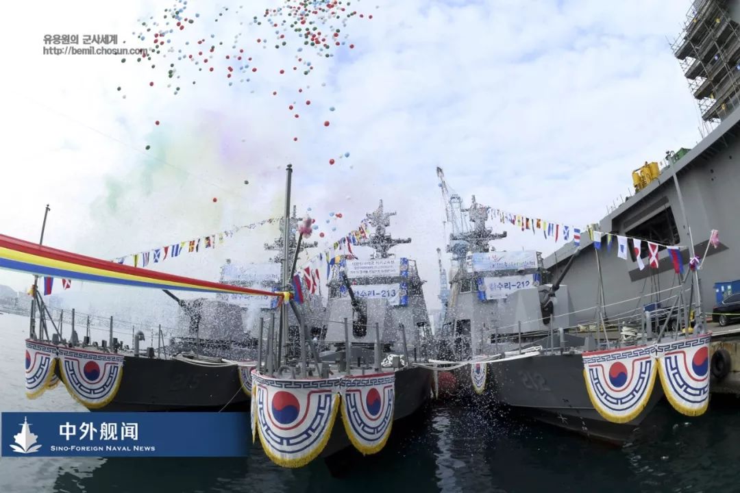 韩国海军第一批猎杀火箭巡逻艇完工_凤凰网
