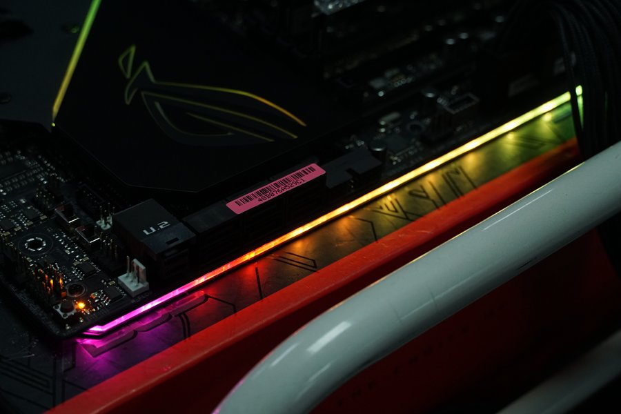X299平台新旗舰 华硕玩家国度 R6E OMEGA主板评测__凤凰网
