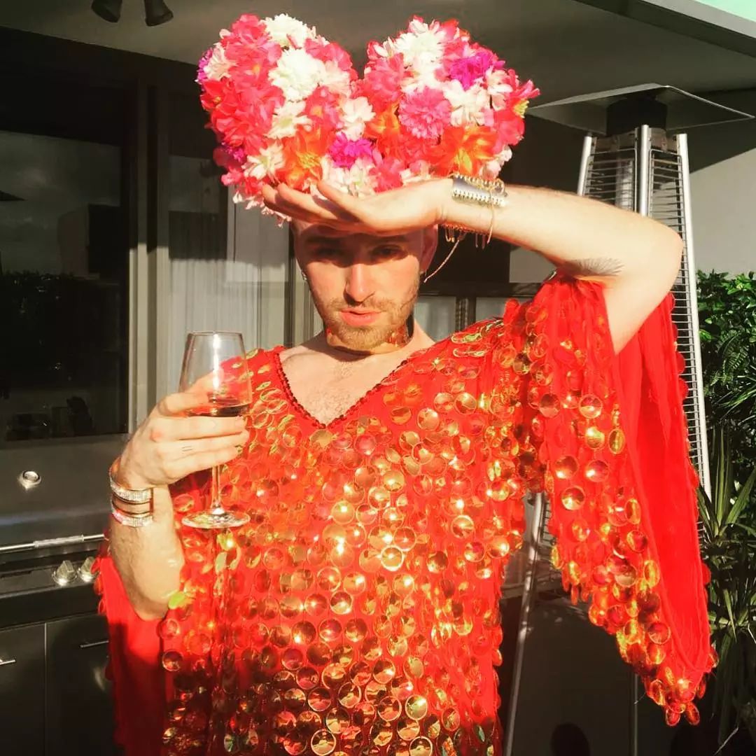 与小男友分手后，Sam Smith身材反弹复胖至两百斤，再度经历人生低谷！_凤凰网