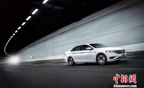 SUV增势强劲 一汽-大众VW品牌1-6月销量突破65万辆__凤凰网