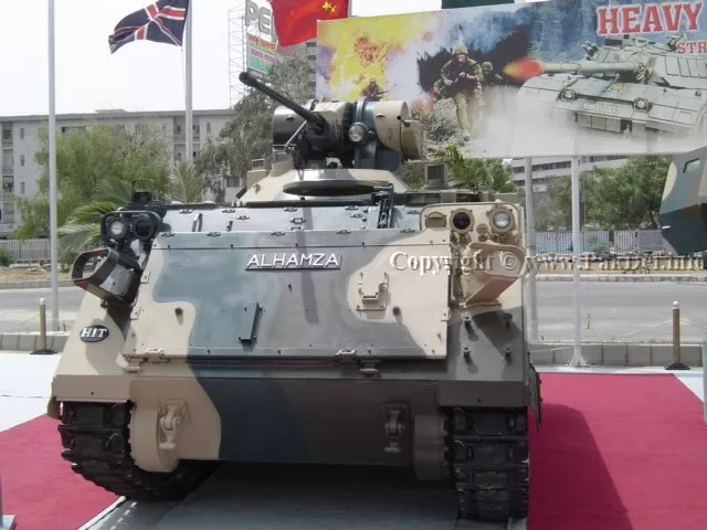 国产VN-12步战车物美价廉，却5年卖不出去，为什么？_凤凰网