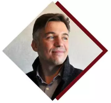 法国著名设计师Mr. Julien Pavillard 首次来渝，签约战略合作协议__凤凰网