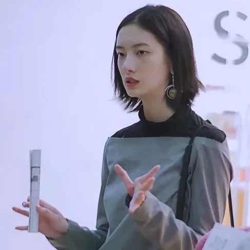 时髦办 | 巅峰出道却跑去搞艺术，Cici原来是跌落凡间的仙子_凤凰网