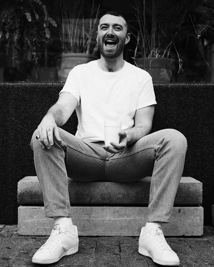 与小男友分手后，Sam Smith身材反弹复胖至两百斤，再度经历人生低谷！_凤凰网