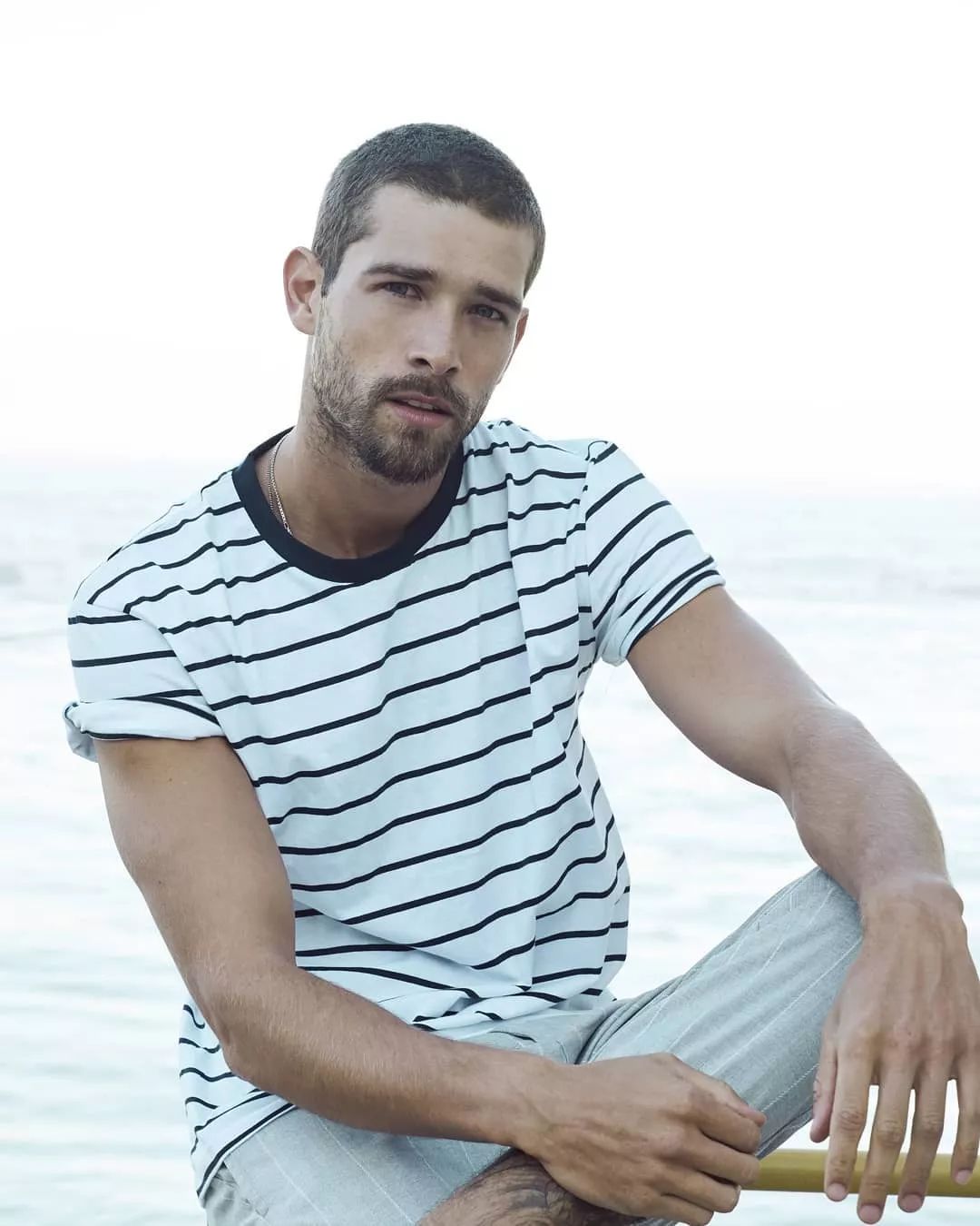 寸头男孩Rafael Gubert，我可以我愿意我需要我想要我爱！_凤凰网