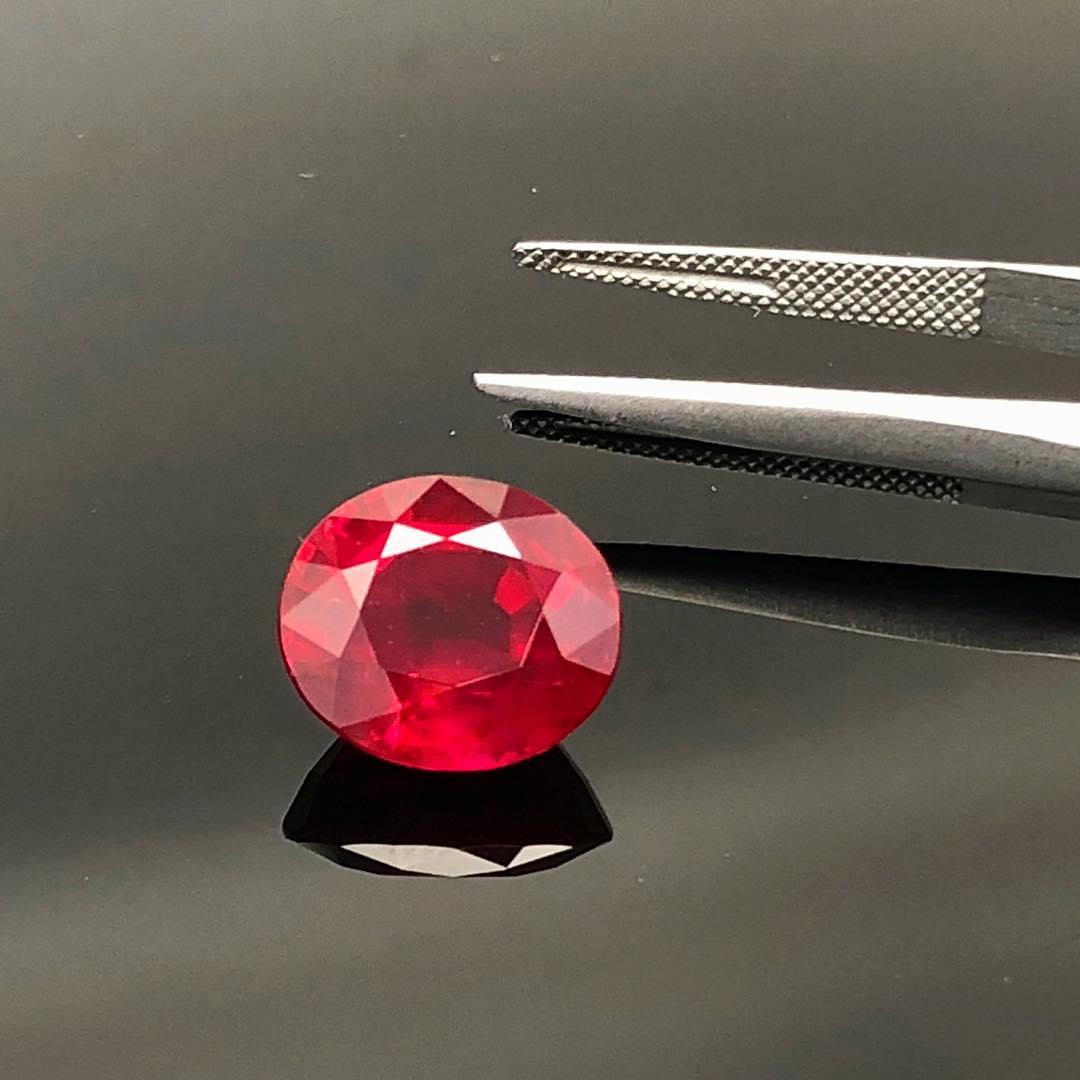 鸽血红红宝石是如何评定以什么为标准的？__凤凰网