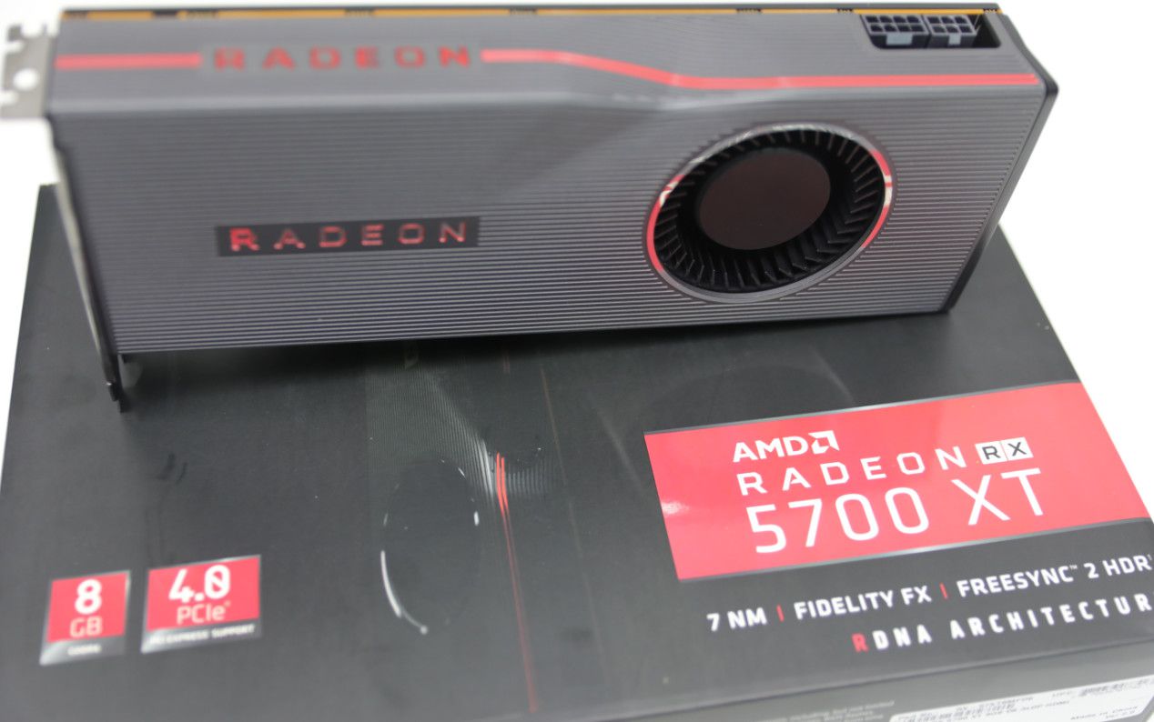 5700XT到底香不香？XFX RX5700XT初到开箱+简测__凤凰网
