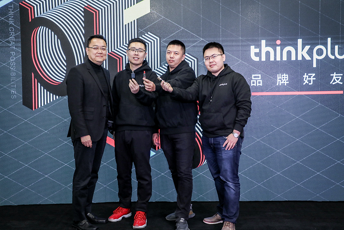 thinkplus效率美学下的全方位充电适配解决方案_凤凰网