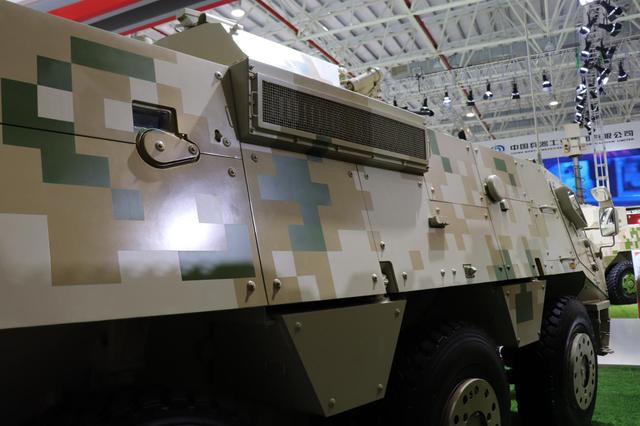 中国产装甲车实战遭袭击伤亡惨重？没关系，我们还有更好的升级版_凤凰网