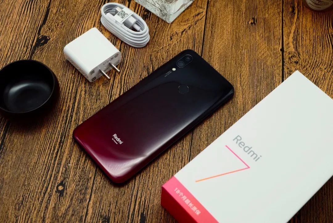 红米Redmi 7体验评测 699元中的“小钢炮”__凤凰网