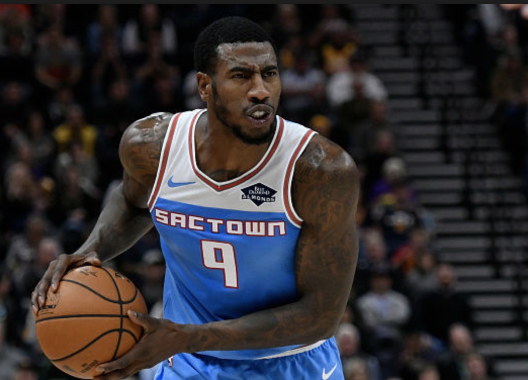 Woj：火箭骑士国王完成三方交易，火箭得到香珀特_凤凰网