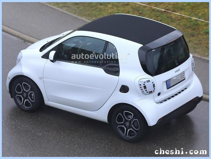 国产价格能否下降？smart新款车型曝光，年内将亮相__凤凰网